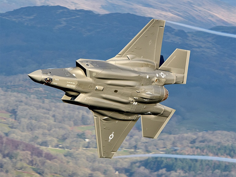 Defence stocks rally bolsters the Lockheed Martin share price