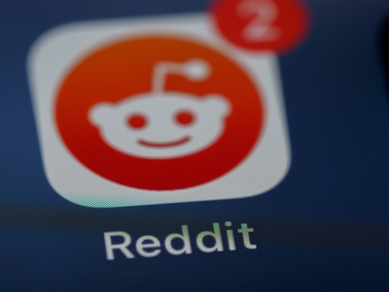 Reddit IPO: on hold for now? | Opto Partners